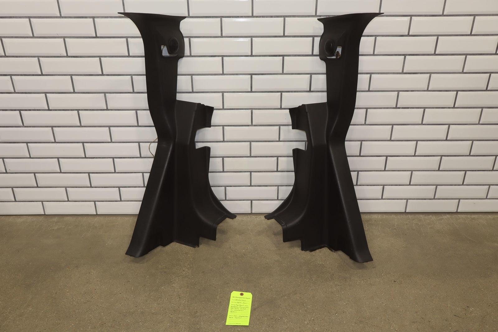 05-07 Hummer H2 SUT Pair of Interior Quarter Trim Panels *Damaged Tabs – J & J Auto Wrecking