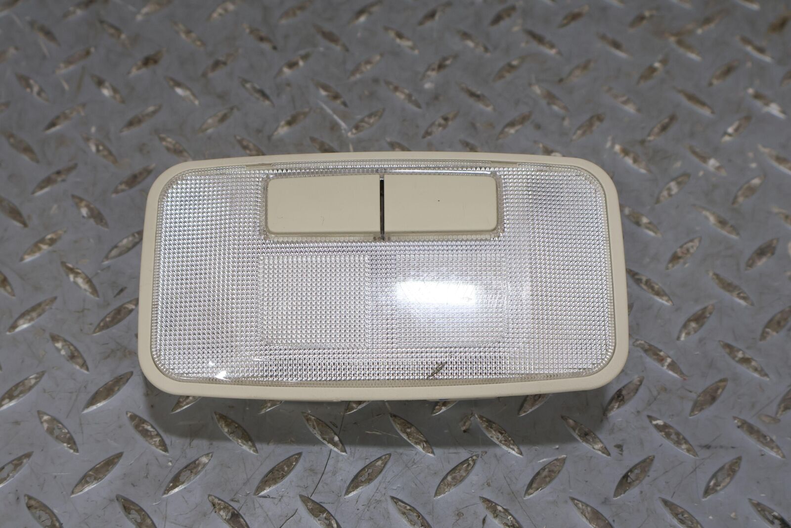 10 13 Lexus Gx460 Interior 3rd Row Overhead Map Light Neutral Trim Tested J And J Auto Wrecking