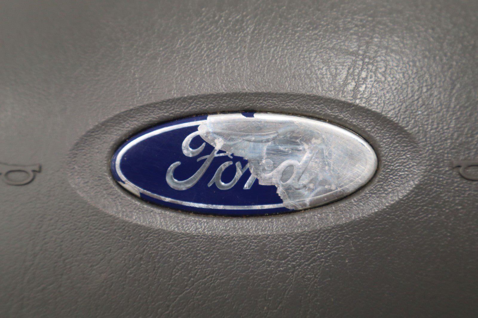 2002-2004 Ford Excursion Driver Steering Wheel Air Bag Medium Flint 3E ...