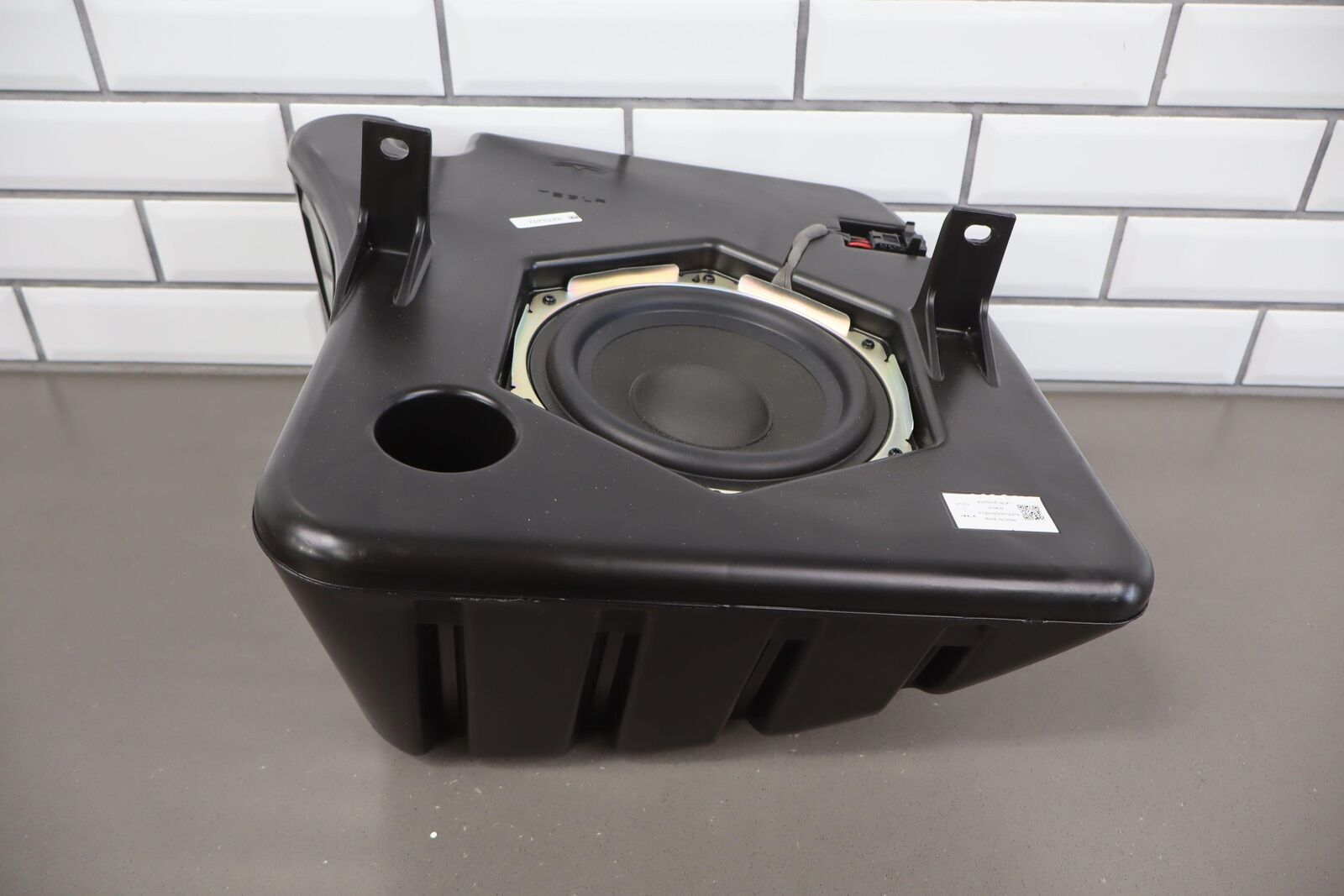2023 Tesla Model X Plaid OEM Trunk Mounted Subwoofer 1631731-00-A - J ...