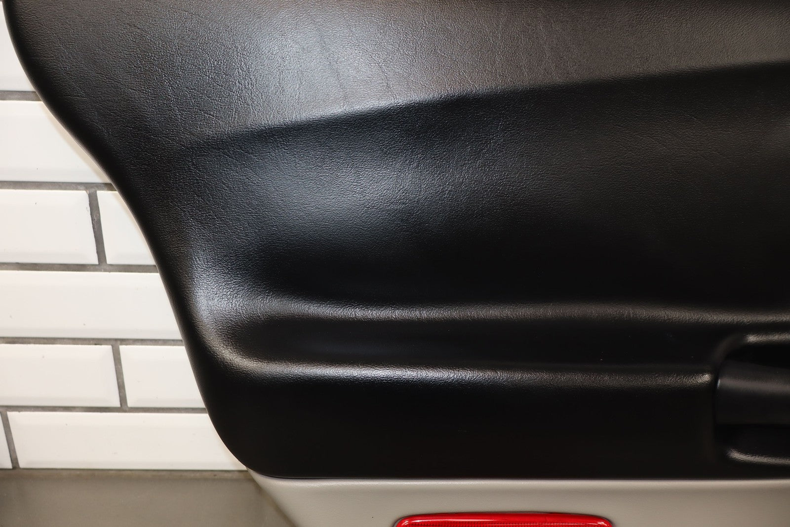 1997-2004 C5 Corvette Left Driver Interior Door Trim Panel *W/Window S ...