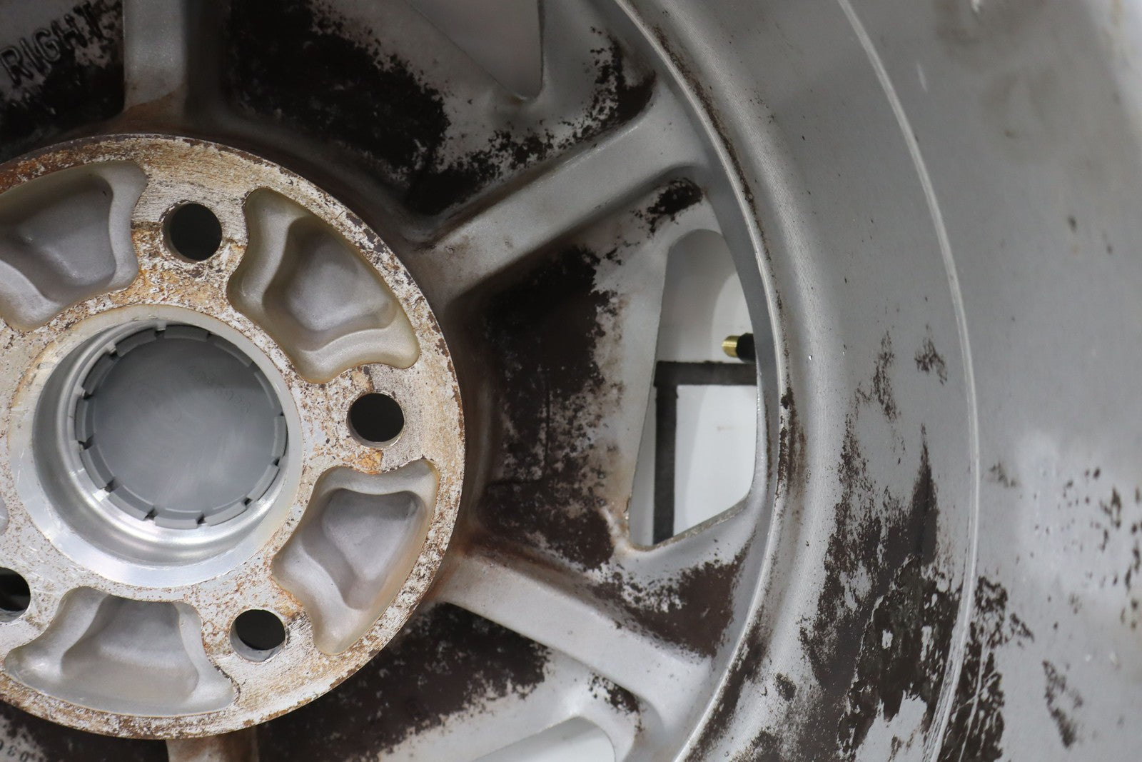 1988-1989 C4 Corvette Right Passenger Front 16x8.5 Directional Wheel ...