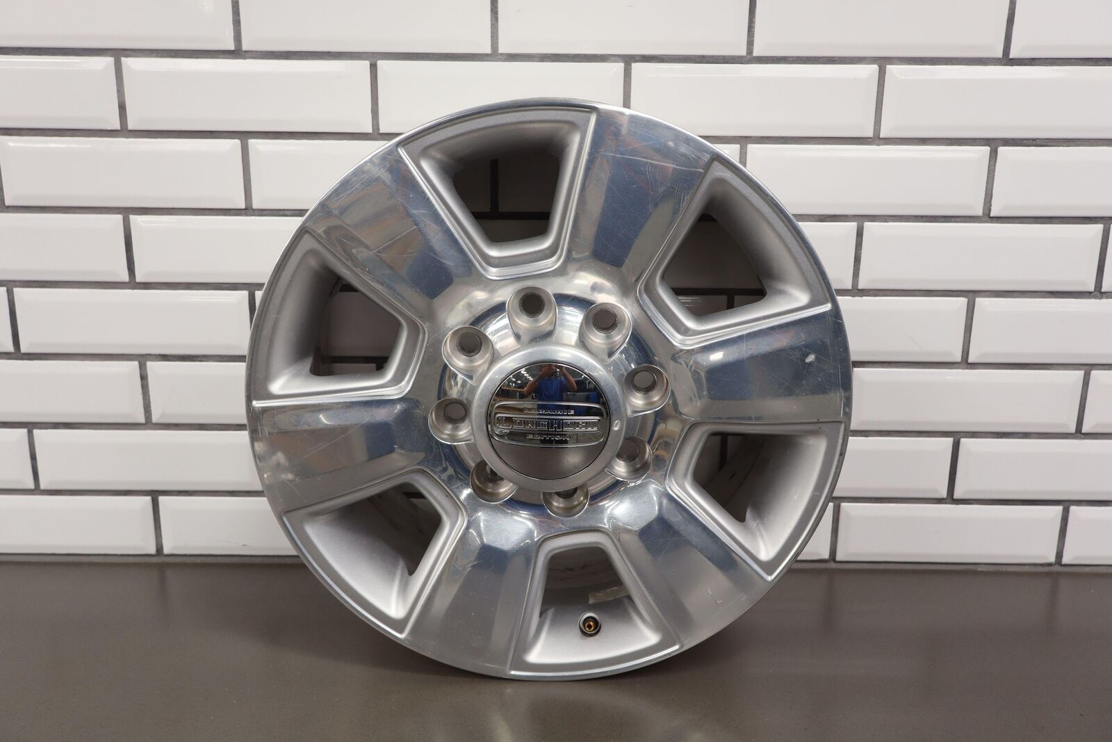 14-18 Ram 2500 18x8 OEM 6 Spoke Wheel (Polished & Painted) Face Marks ...