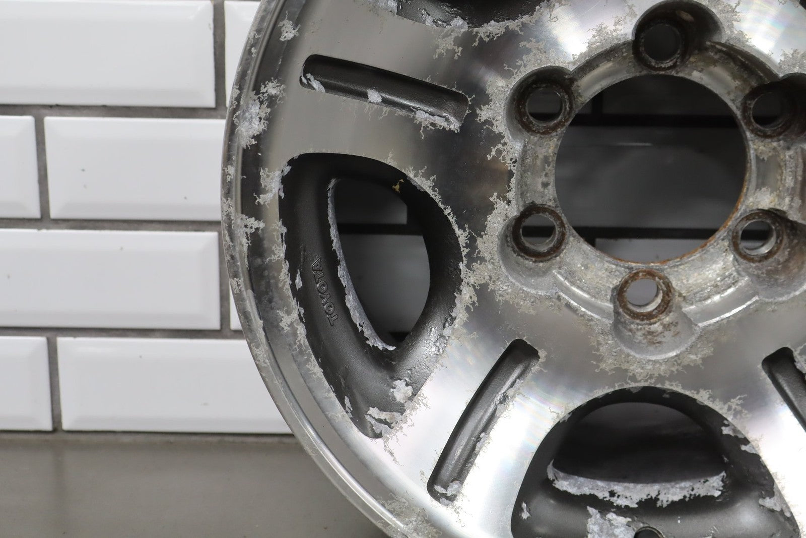 1996-1997 Toyota Land Cruiser, Lexus LX450 J80 - Alloy Wheel – J & J ...