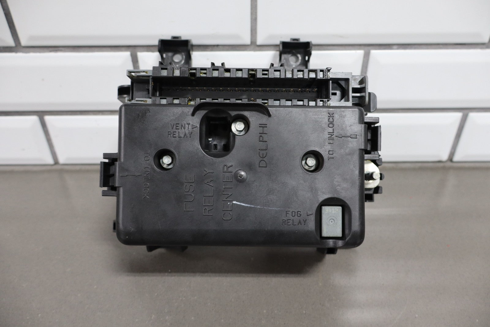 2003-2006 Chevy SSR Cabin Fuse Relay Junction Box W/Cover – J & J Auto ...