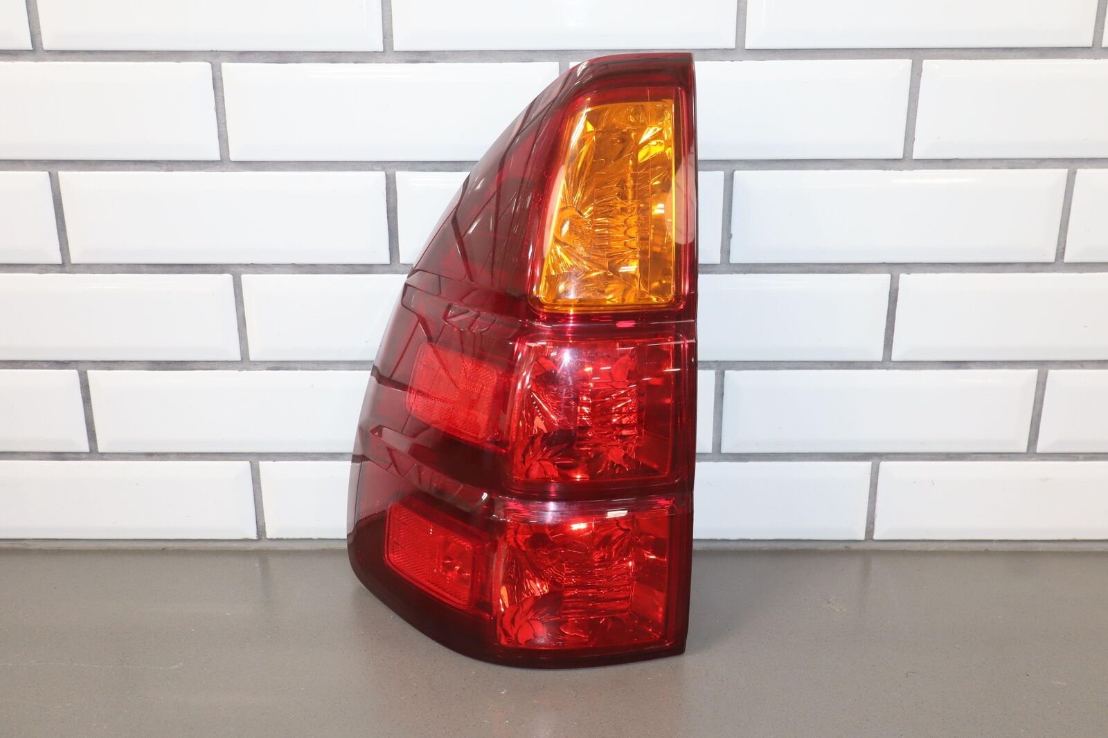 03-09 Lexus GX470 (W/O Sport Pkg) Left Driver Tail Light Lamp - J & J ...