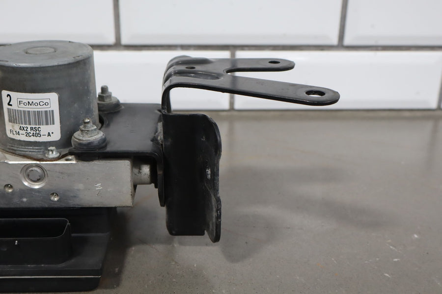 2015-2017 Ford Expedition EL 2WD ABS Pump / Module Assembly FL14-2C405 ...