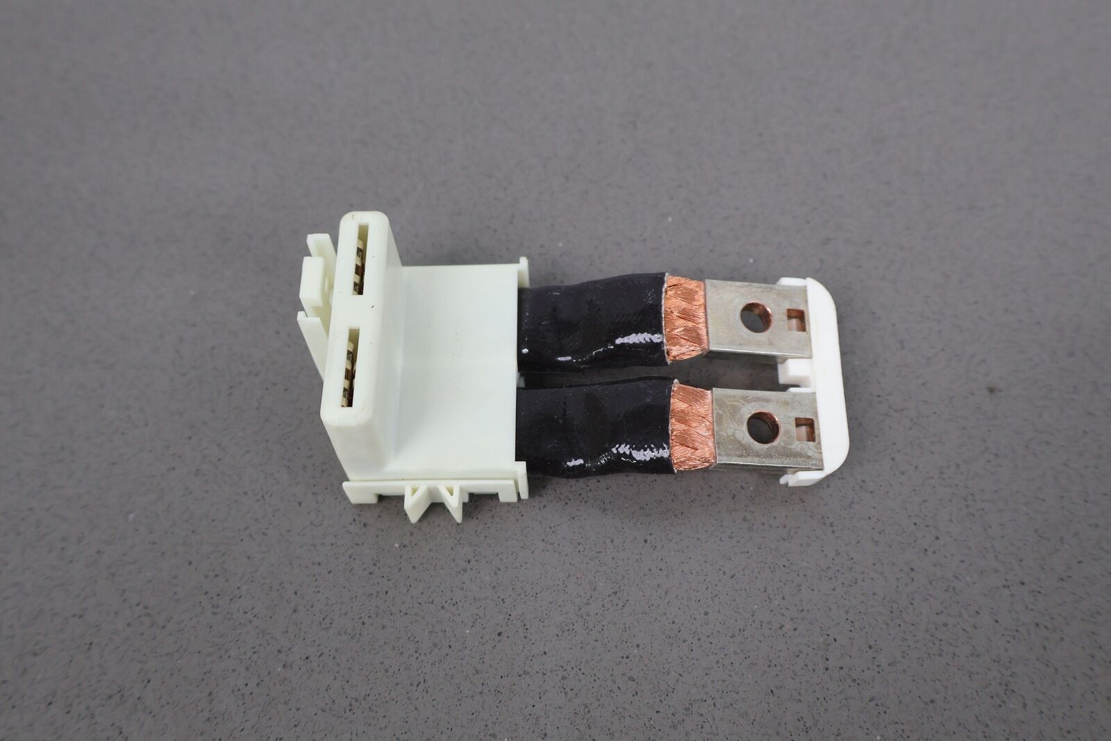 17-19 Tesla Model 3 Battery Fuse Relay Power Conversion Plug ...