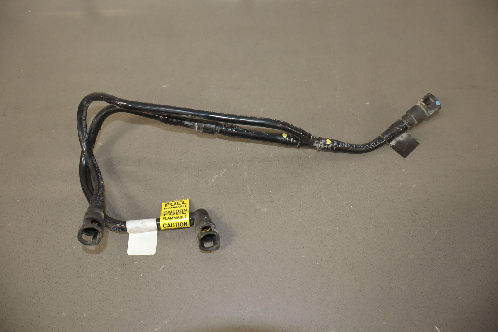 99-00 C5 Corvette Fuel Line W/Check Valve OEM 10413425 - J & J Auto ...