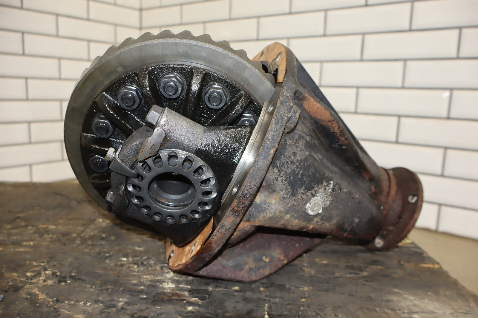 1993-1997 Land Cruiser, Lexus LX450 Rear Differential Assembly 4211060 ...
